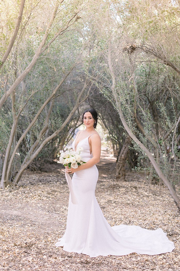 Gorgeous Gray Wedding Ideas Blend Modern Style and Organic Details ...