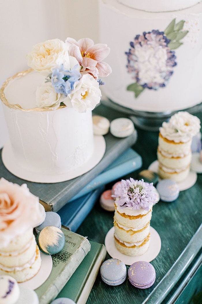 Regency Romance for a Bridgerton Wedding in Vintage Blue | Hey Wedding Lady