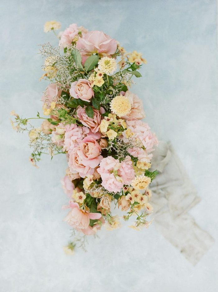 How to Elevate Rustic Wedding Flowers - Hey Wedding Lady